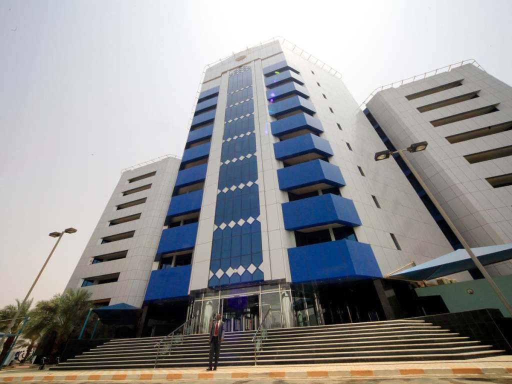 Central Bank Bans Financing with Expired Documents – Sudan Events